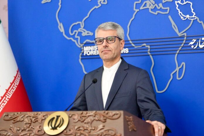 Tehran urges Washington to clarify contradictory positions - OmidRadio